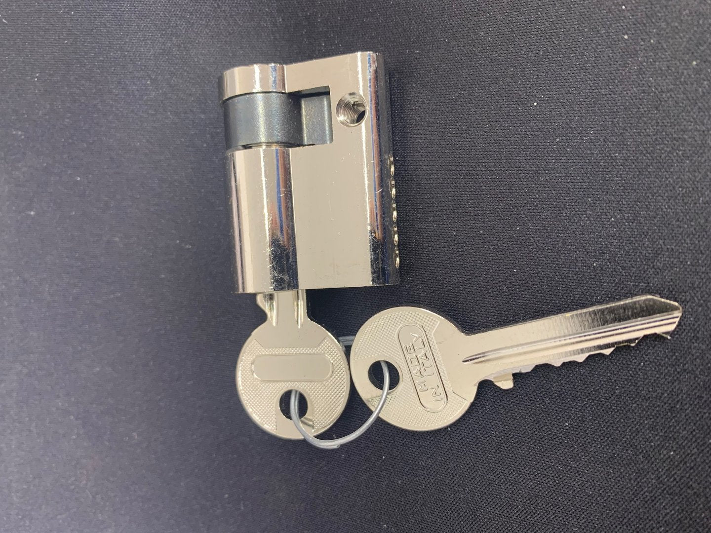 MTH Replacement Barrel & key – Coldroom Parts & Spares